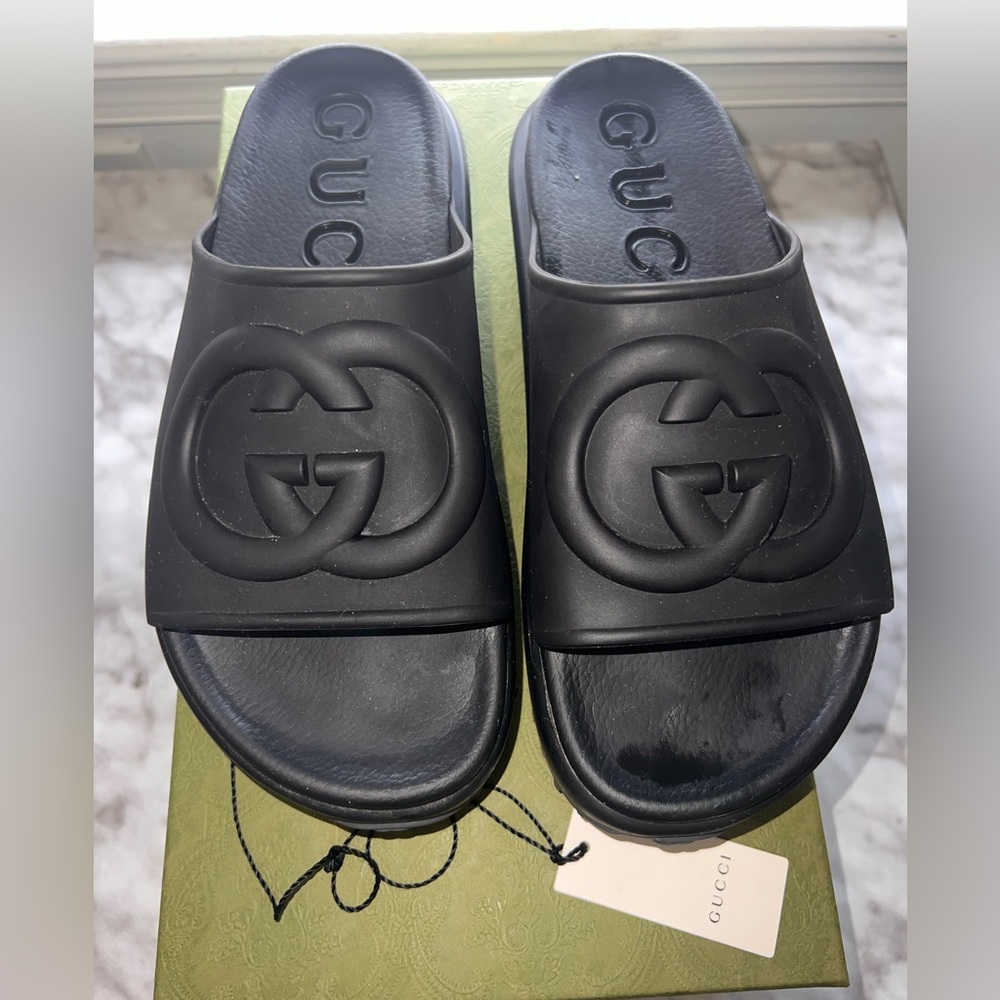 Authentic Gucci Miami Interlocking G Logo Slide - Gem
